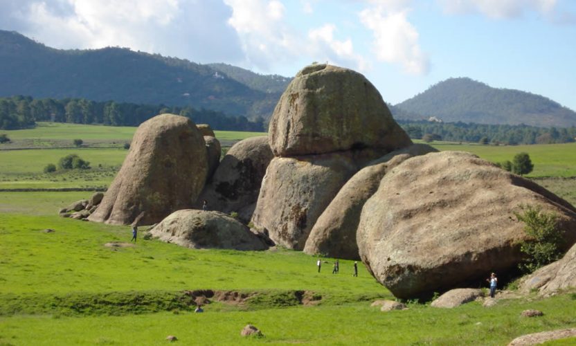 Las Piedrotas del Valle de los Enigmas en Tapalpa - TuriMexico